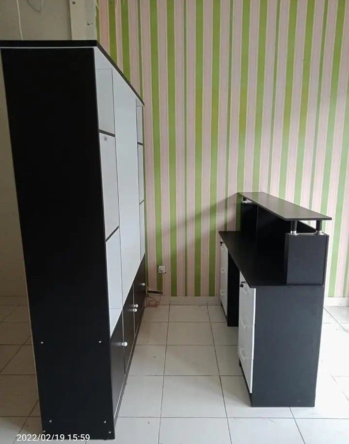 Rak Laundry & Meja Kasir Minimalis, Perabotan Rumah di Carousell