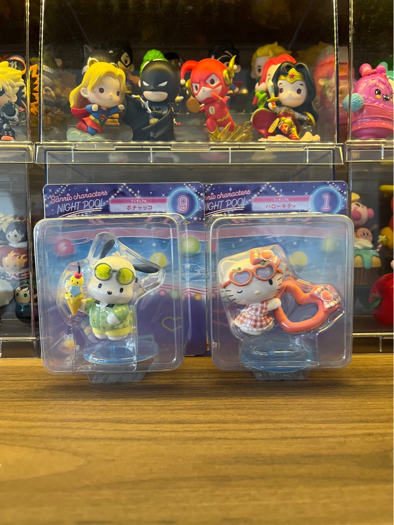 Sanrio night pool kuji pochacco and hello kitty figurine, Hobbies ...