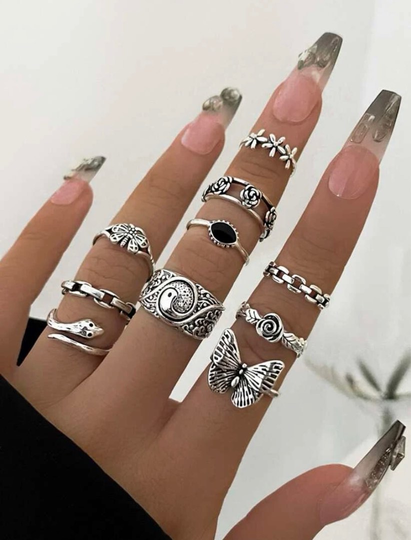 Silver Rings, Women's Fashion, Jewelry & Organisers, Rings on Carousell