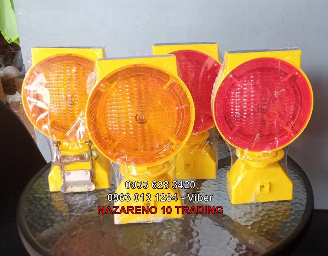 Solar blinker light on Carousell