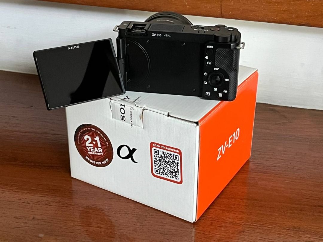 Sony ZV-E10 Mirrorless Camera, Photography, Cameras on Carousell