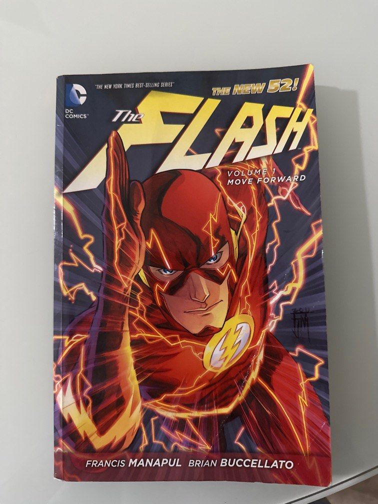 The Flash comic book, Hobbies & Toys, Books & Magazines, Comics & Manga ...