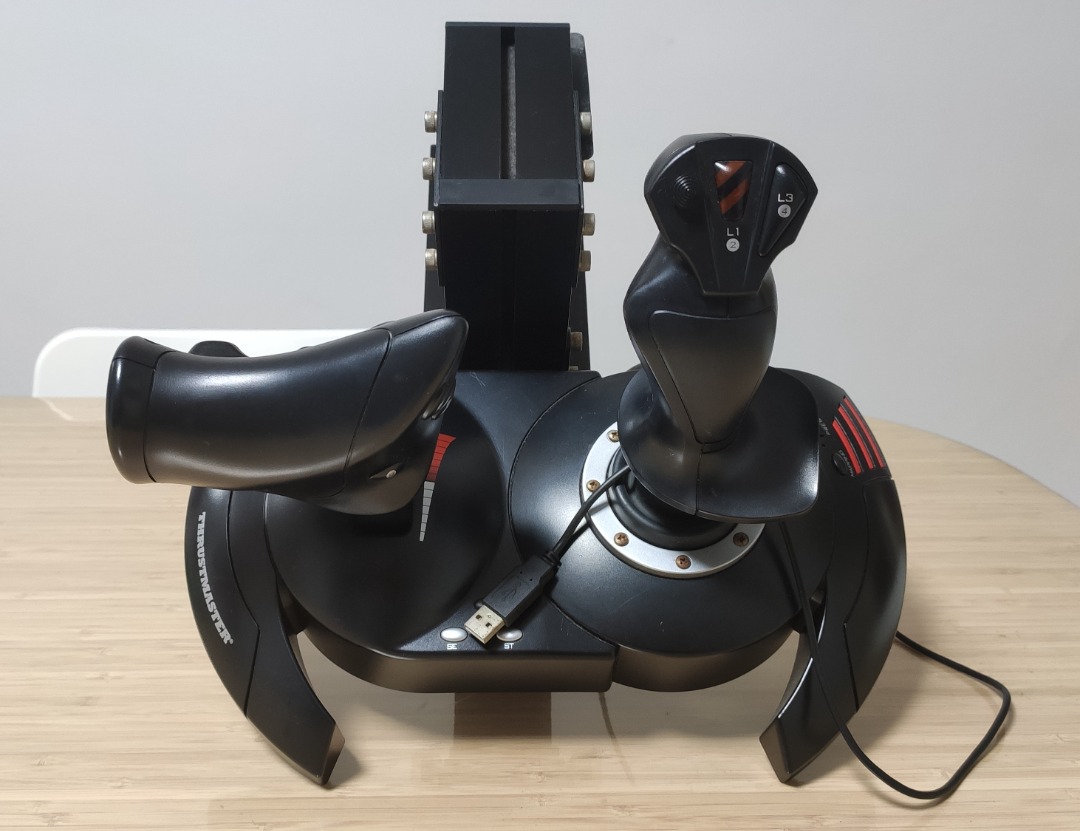 Thrustmaster Hotas X Joystick (PS3/PC) & J-PEIN Desk Mount, Video ...