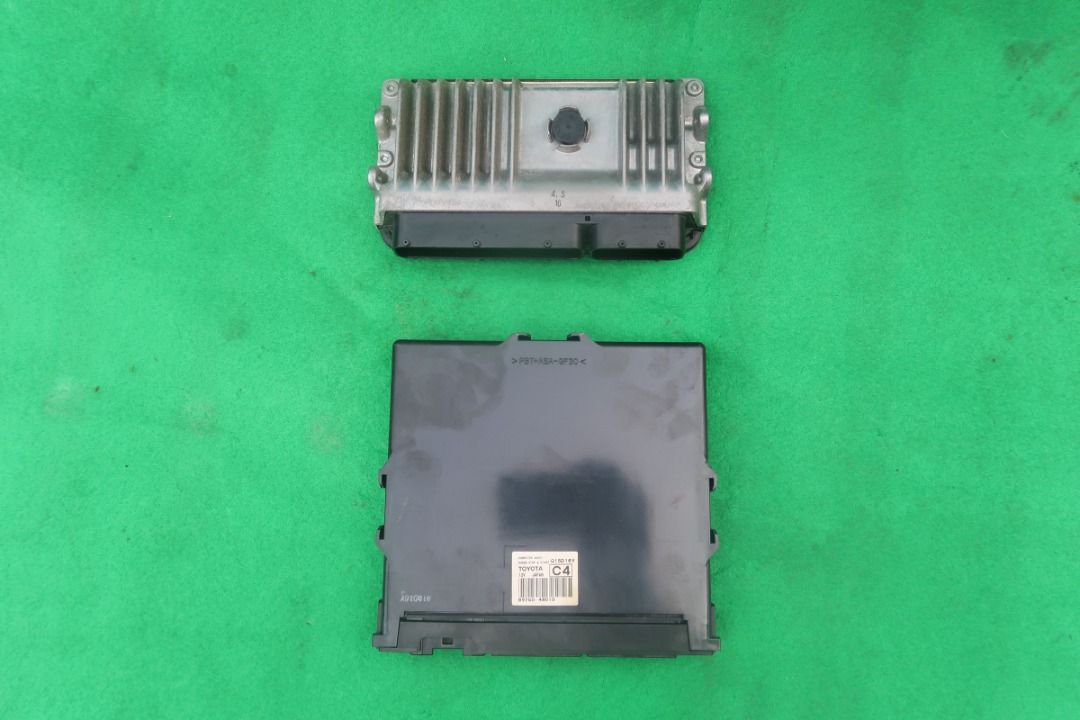 TOYOTA HARRIER ZSU60 ENGINE ECU, Auto Accessories on Carousell