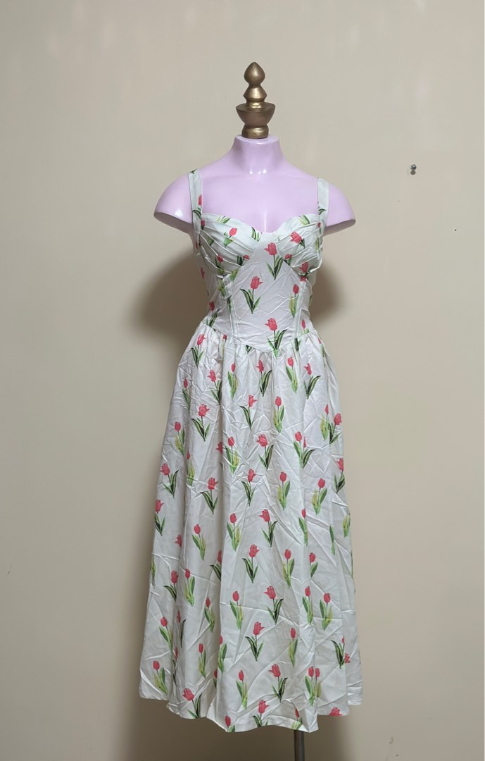 Tulips corset dress not padded, Women's Fashion, Dresses & Sets ...