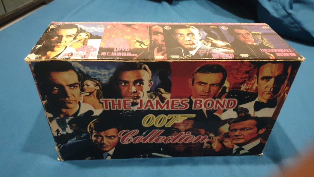 Vintage The James Bond 007 Collection, Hobbies & Toys, Collectibles ...