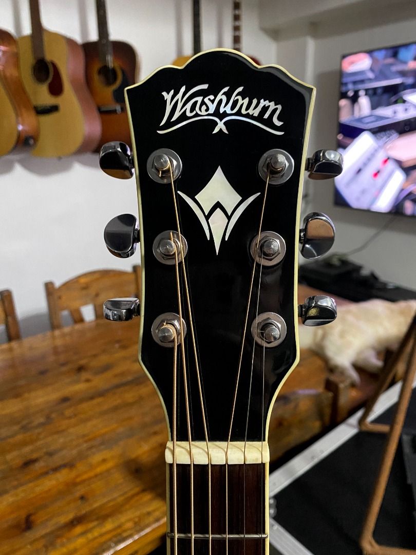Washburn WD10SCEB Acoustic Guitar on Carousell