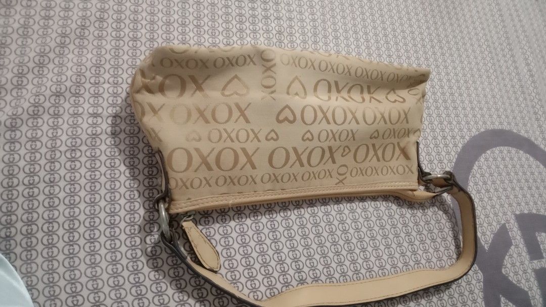Victoria secret Xoxo Shoulder bag., Women's Fashion, Bags & Wallets ...