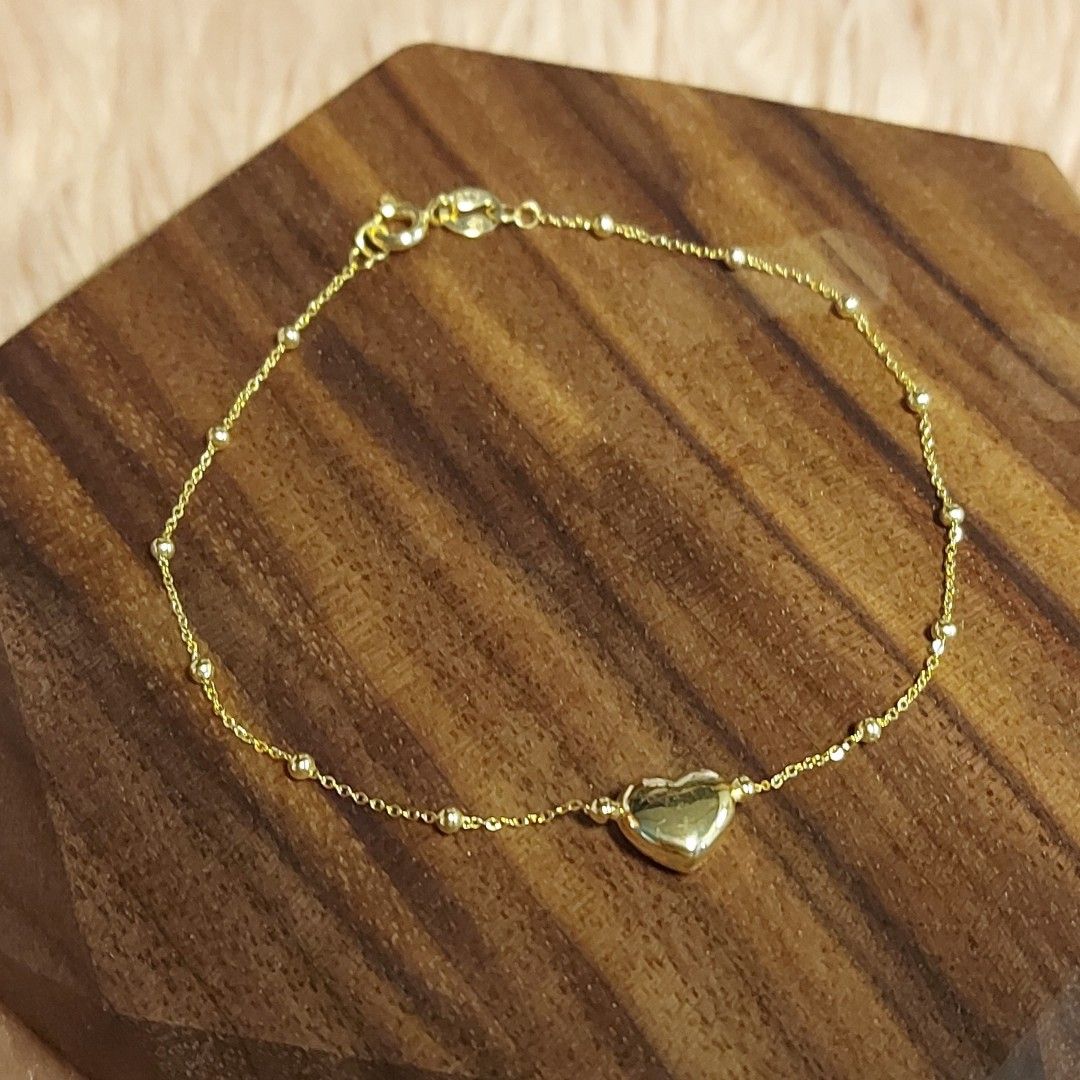 18K Saudi Gold VVSPL Heart Ball Station Ladies Gold Bracelet, Women's ...