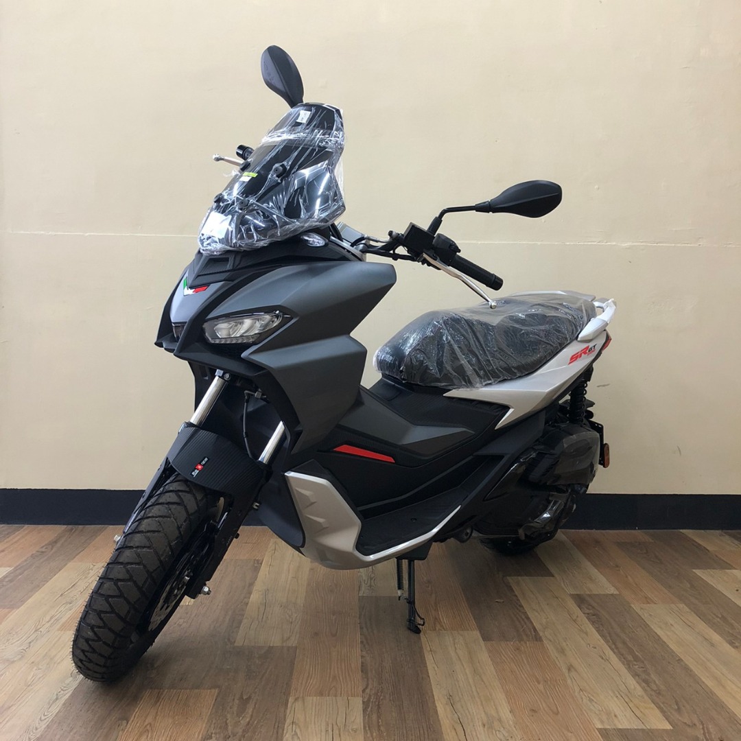 【售】2022 Aprilia 阿帕利亞 SR GT 200 ABS{飛翔重車}三民店, 機車, 新車在旋轉拍賣
