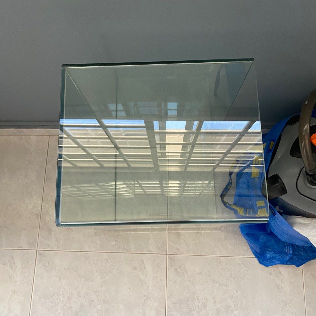 2 feet fish tank, Pet Supplies, Homes & Other Pet Accessories on Carousell