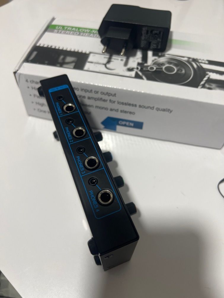 4 Channels Stereo Headphone Amplifier Mini Portable Earphone Splitter ...