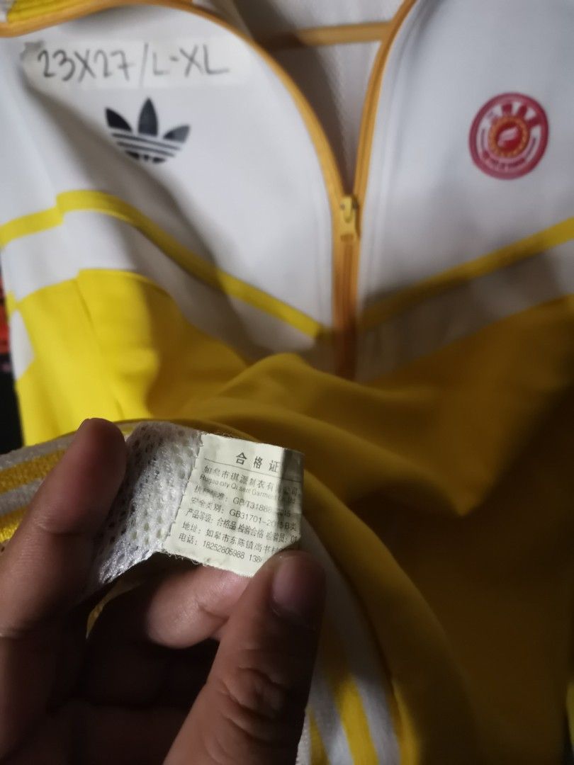 ADIDAS VINTAGE WASHTAG on Carousell