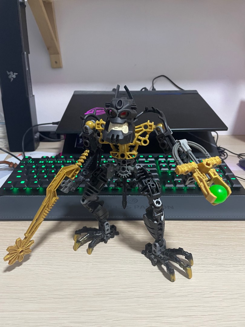 Lego 8900 Bionicle Reidak, Hobbies & Toys, Toys & Games on Carousell