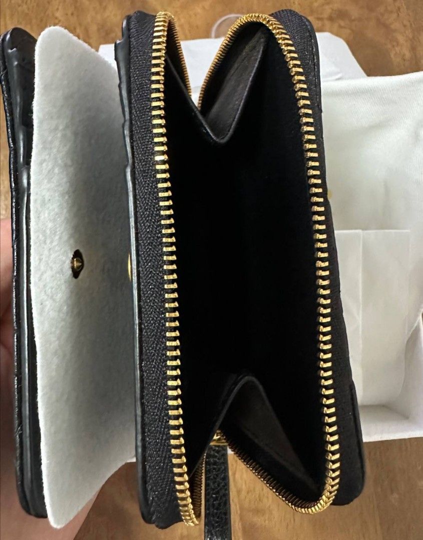 BNIB - DIOR CARO COMPACT ZIPPED WALLET, Luxury, Bags & Wallets on Carousell