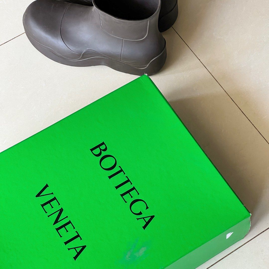 BOTTEGA VENETA PUDDLE BOOTS, Men's Fashion, Footwear, Boots on Carousell