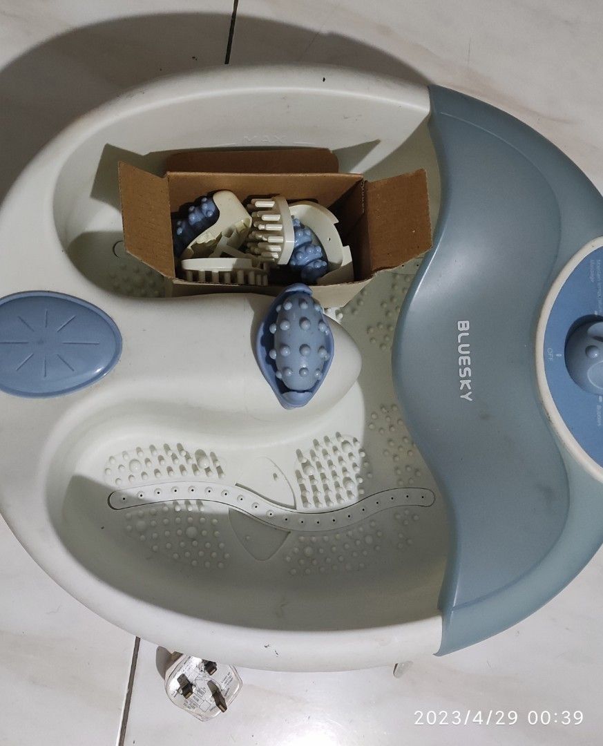 Brand new Foot spa foot bath foot massage, Beauty & Personal Care, Foot ...