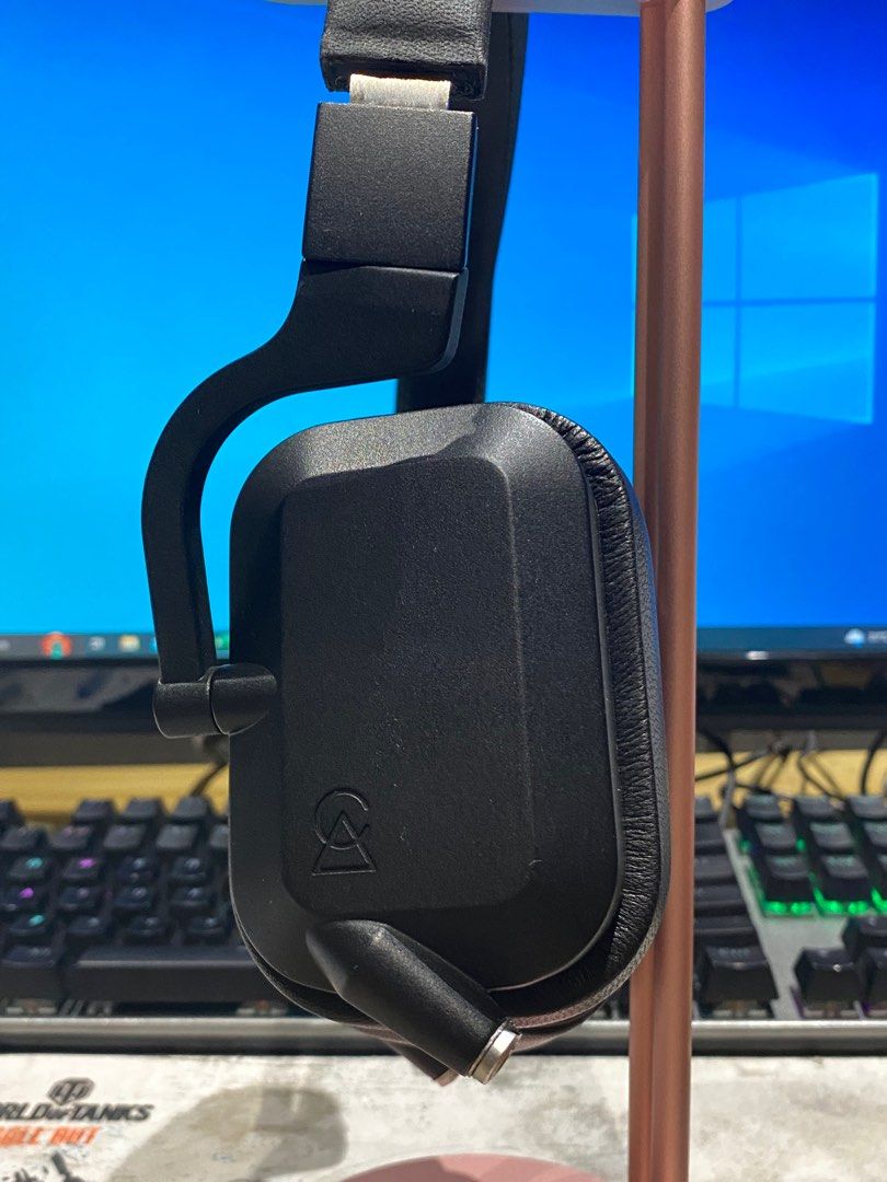 CAMPFIRE AUDIO CASCADE, Audio, Headphones & Headsets on Carousell