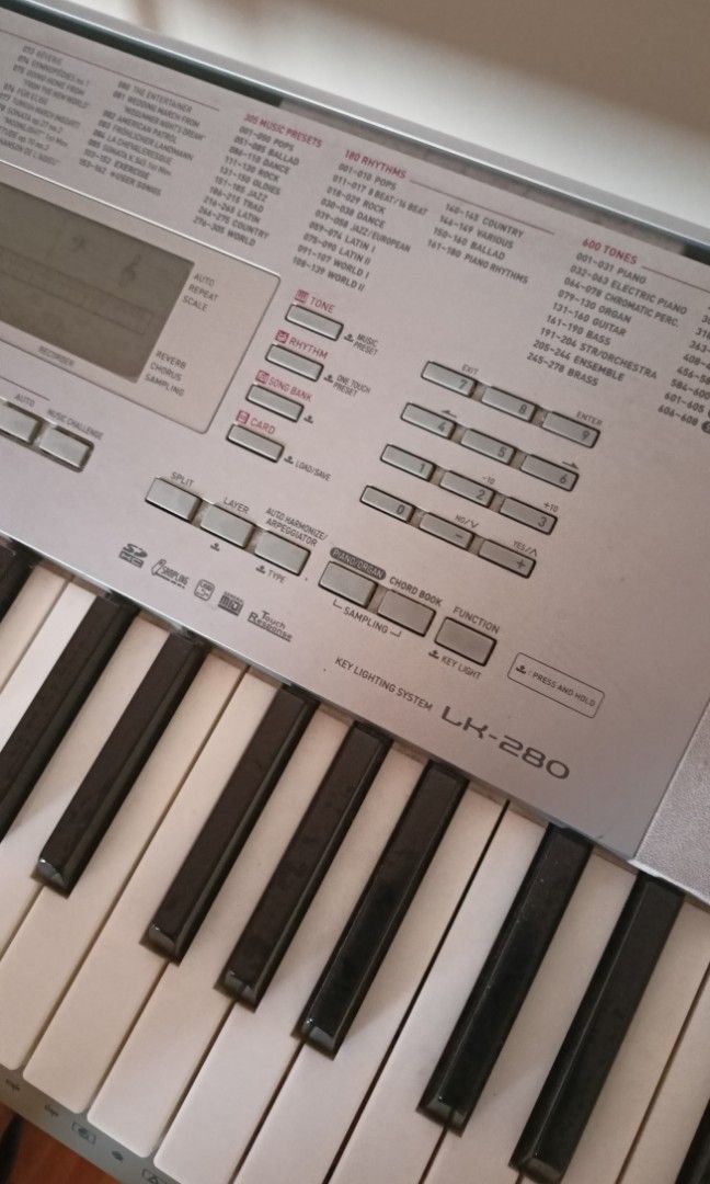CASIO LK 280 KEYBOARD, Hobbies & Toys, Music & Media, Musical ...