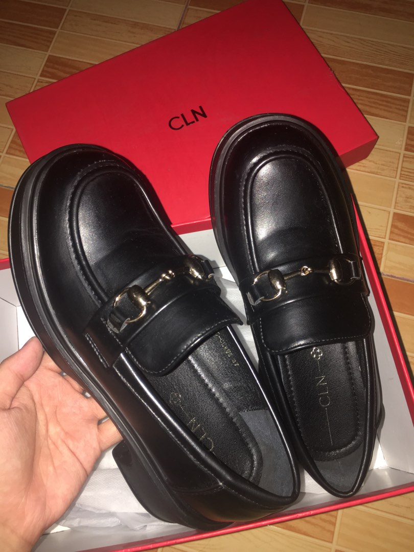 CLN LOAFERS on Carousell