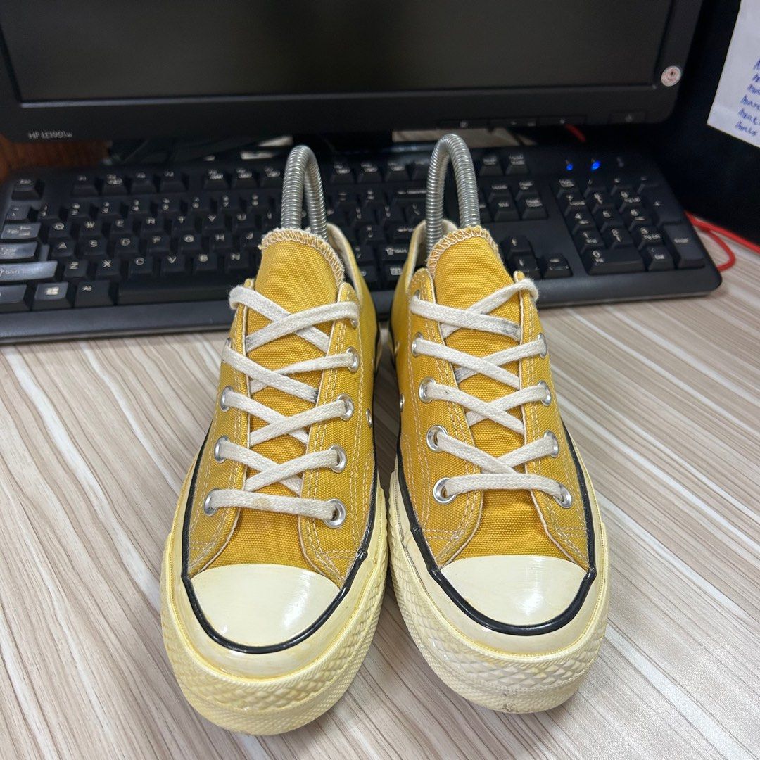 CONVERSE LOW SUNFLOWER, Women's Fashion, Footwear, Sneakers on Carousell
