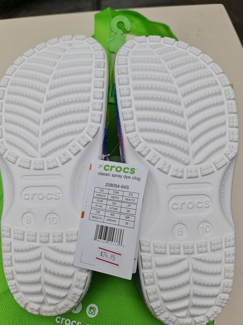Crocs Sandals Clogs M8 W10, Women's Fashion, Footwear, Sandals on Carousell