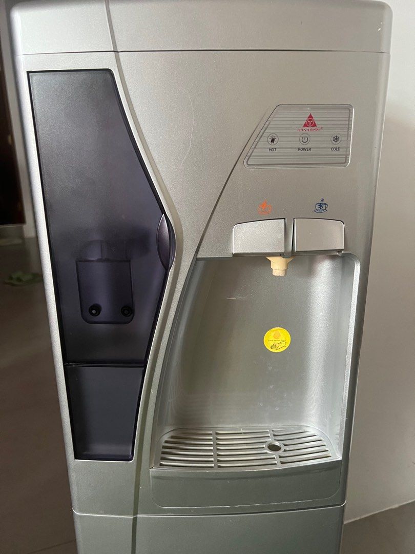 Defective water dispenser on Carousell