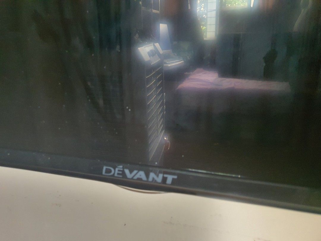 Devant LED TV 50 inches, TV & Home Appliances, TV & Entertainment, TV ...