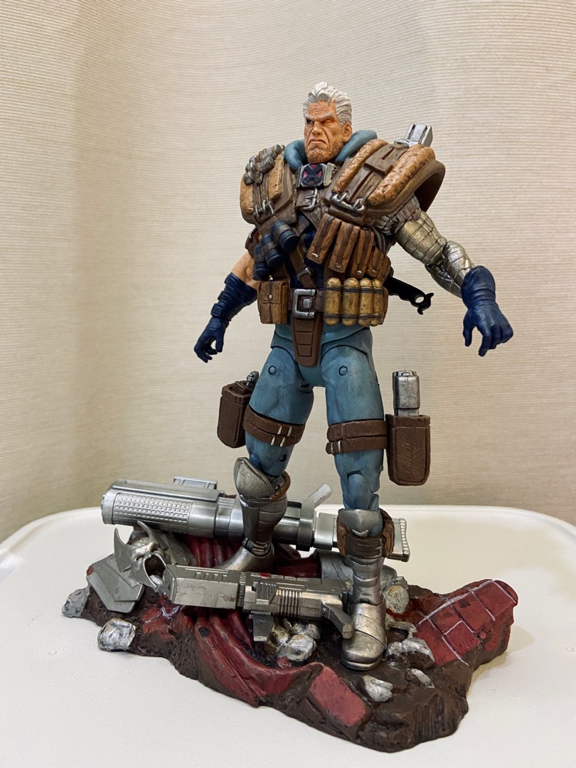 Diamond Select Marvel Legends Cable X Men, Hobbies & Toys, Toys & Games ...