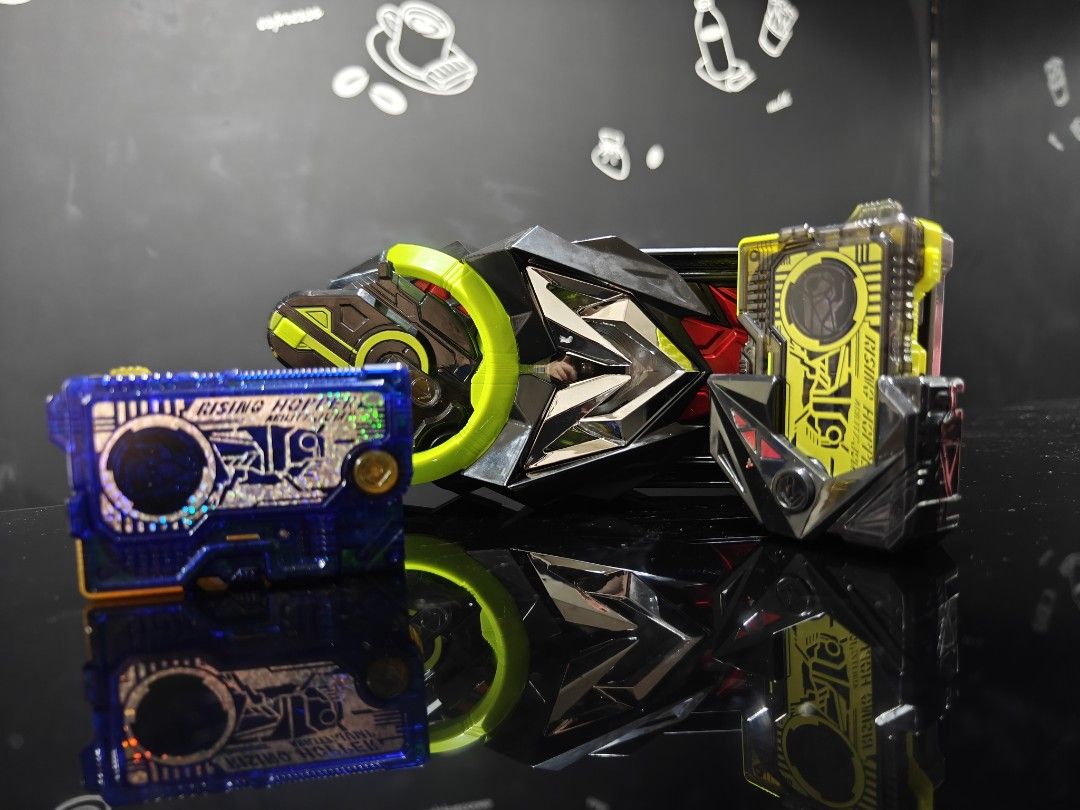 DX Kamen rider Zero one driver with realizing Hopper key, Hobbies ...