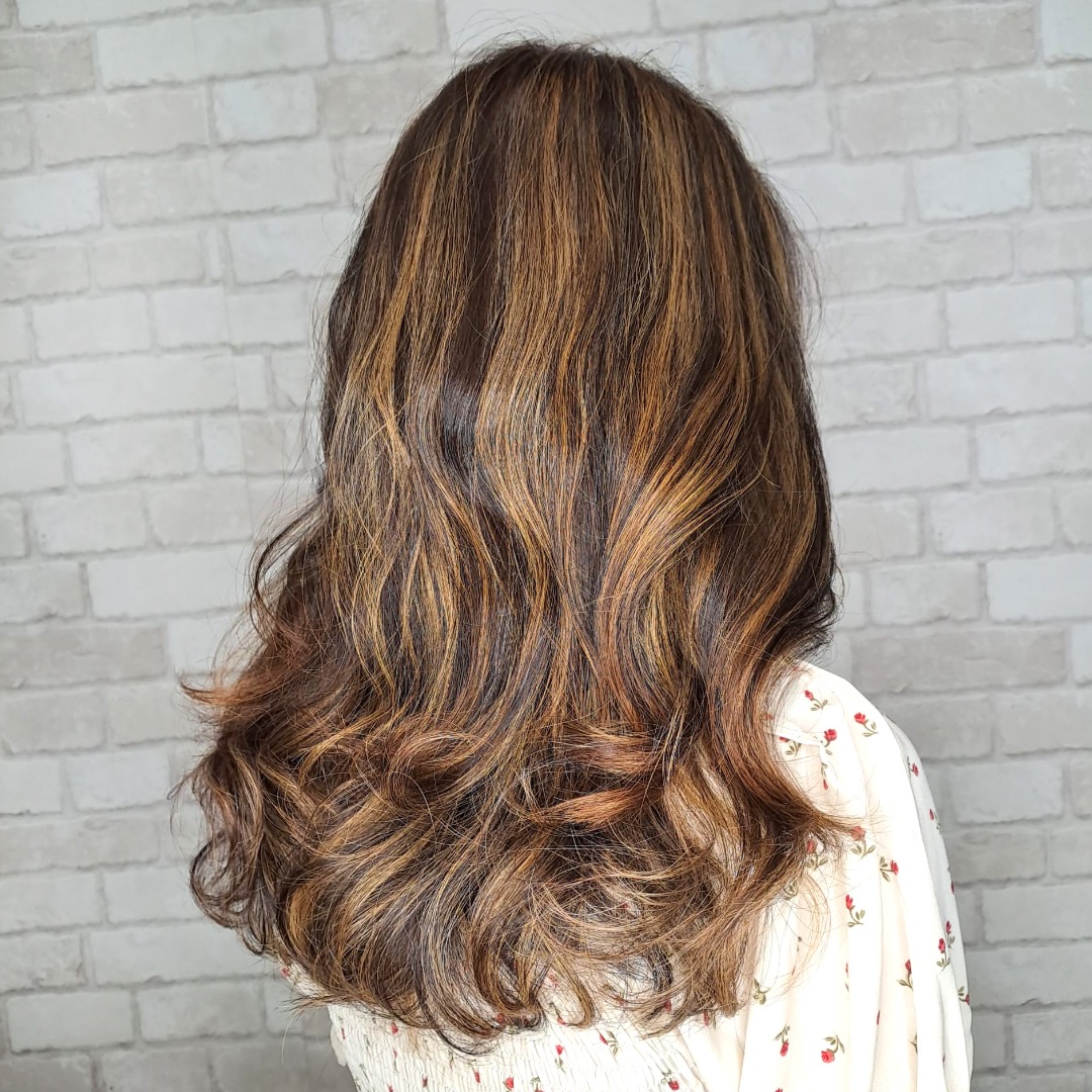 Female Cut & Perm model (FREE)!, Free Items on Carousell