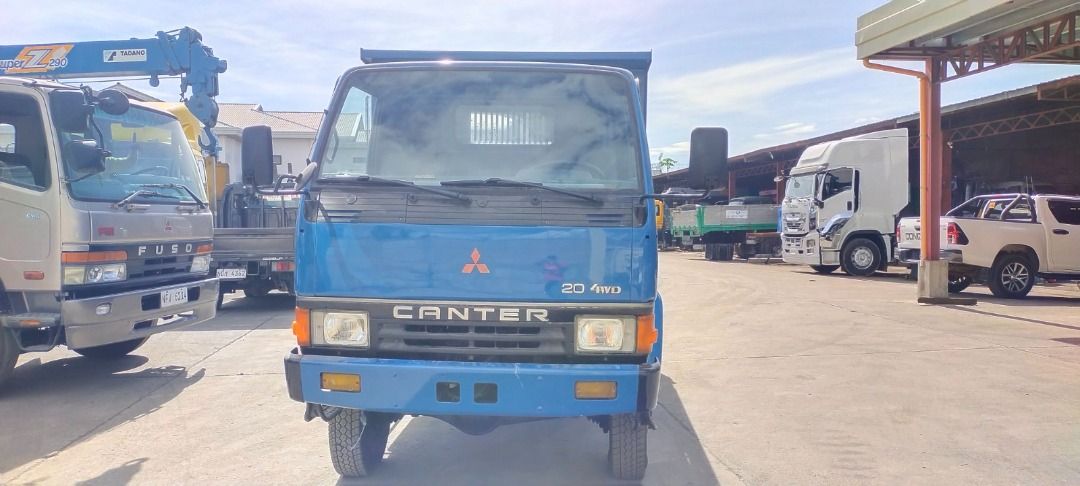 FUSO CANTER MINI DUMPTRUCK, 4X4, 4D33 on Carousell