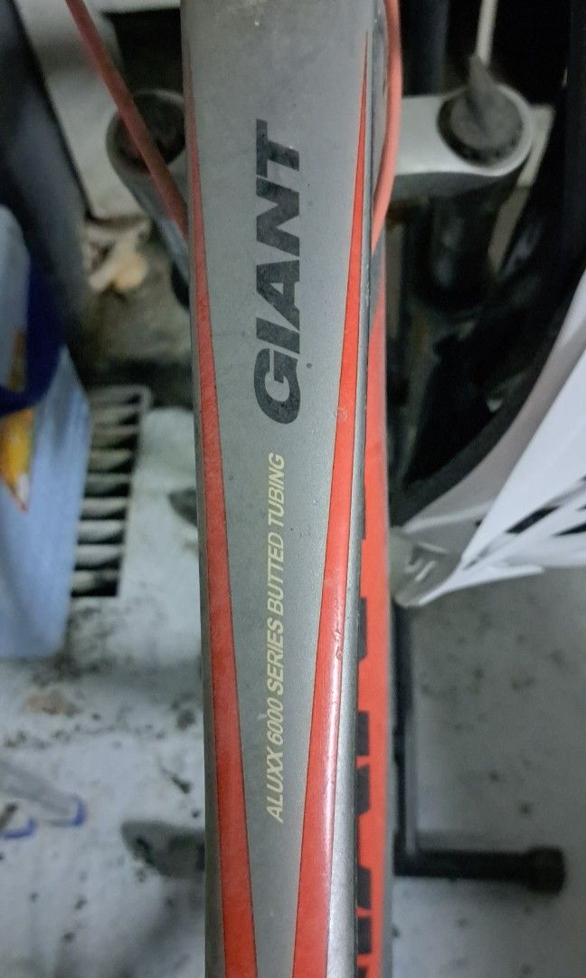 Giant Aluxx 6000 Series Butted Tubing, Sports Equipment, Bicycles ...