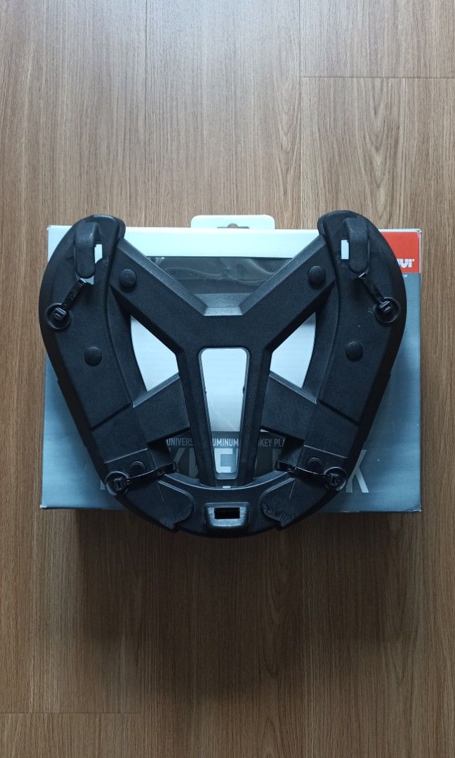 Givi Monokey Trekker rack base plate, Motorcycles, Motorcycle ...