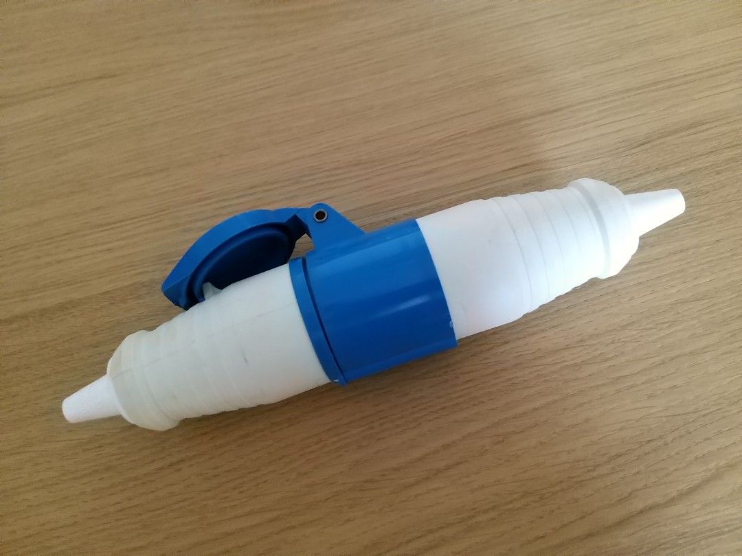 Heavy Duty Impact Resistant Splash Proof 16Amp 240V 3 Pin Connector ...