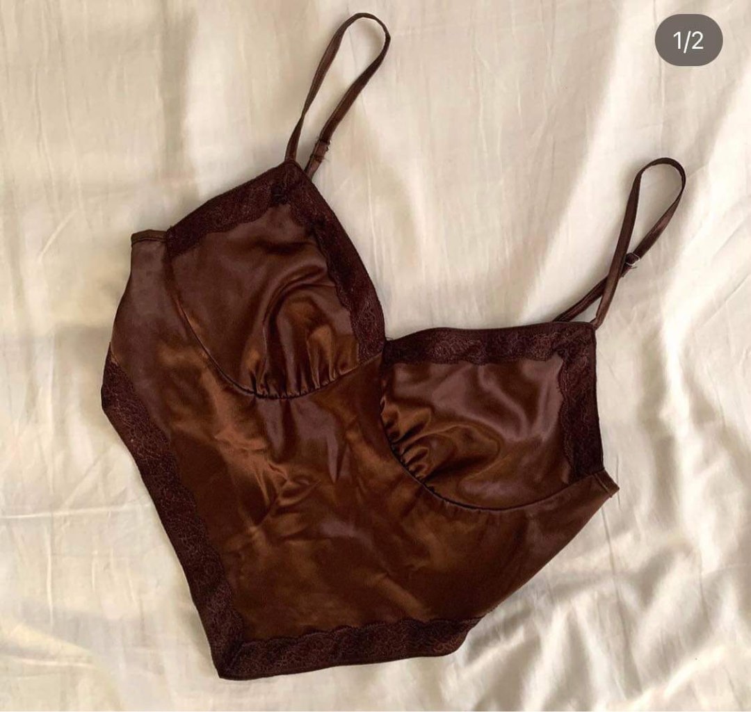 satin lace backless top, Women's Fashion, Tops, Sleeveless on Carousell