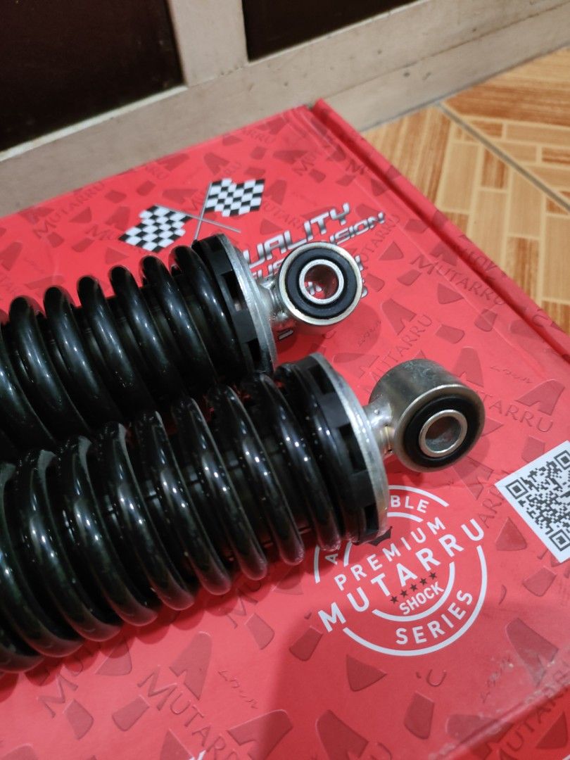 Honda PCX stock shock 365mm on Carousell