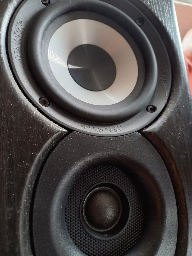 Jensen 90db bookshelf speaker, Audio, Soundbars, Speakers & Amplifiers ...