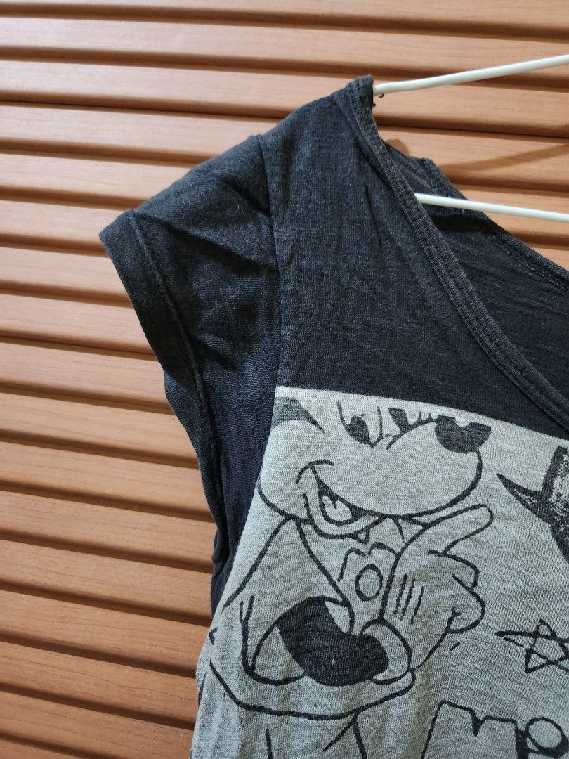Kaos leher sabrina Mickey model koran, Fesyen Wanita, Pakaian Wanita ...