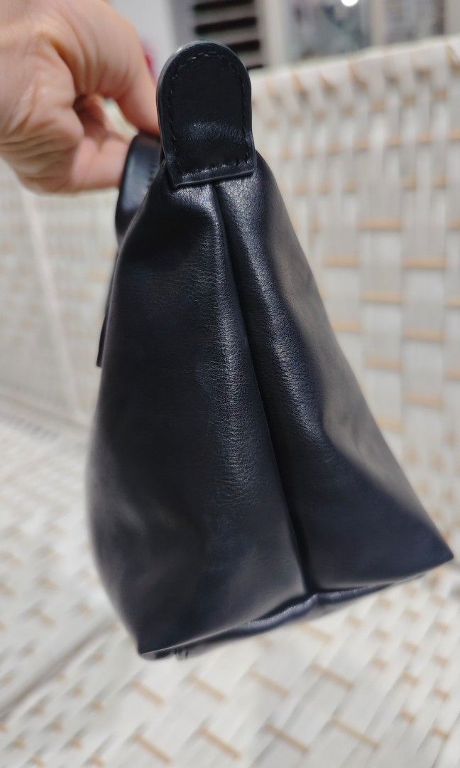 LC Cuir, Women's Fashion, Bags & Wallets, Shoulder Bags on Carousell