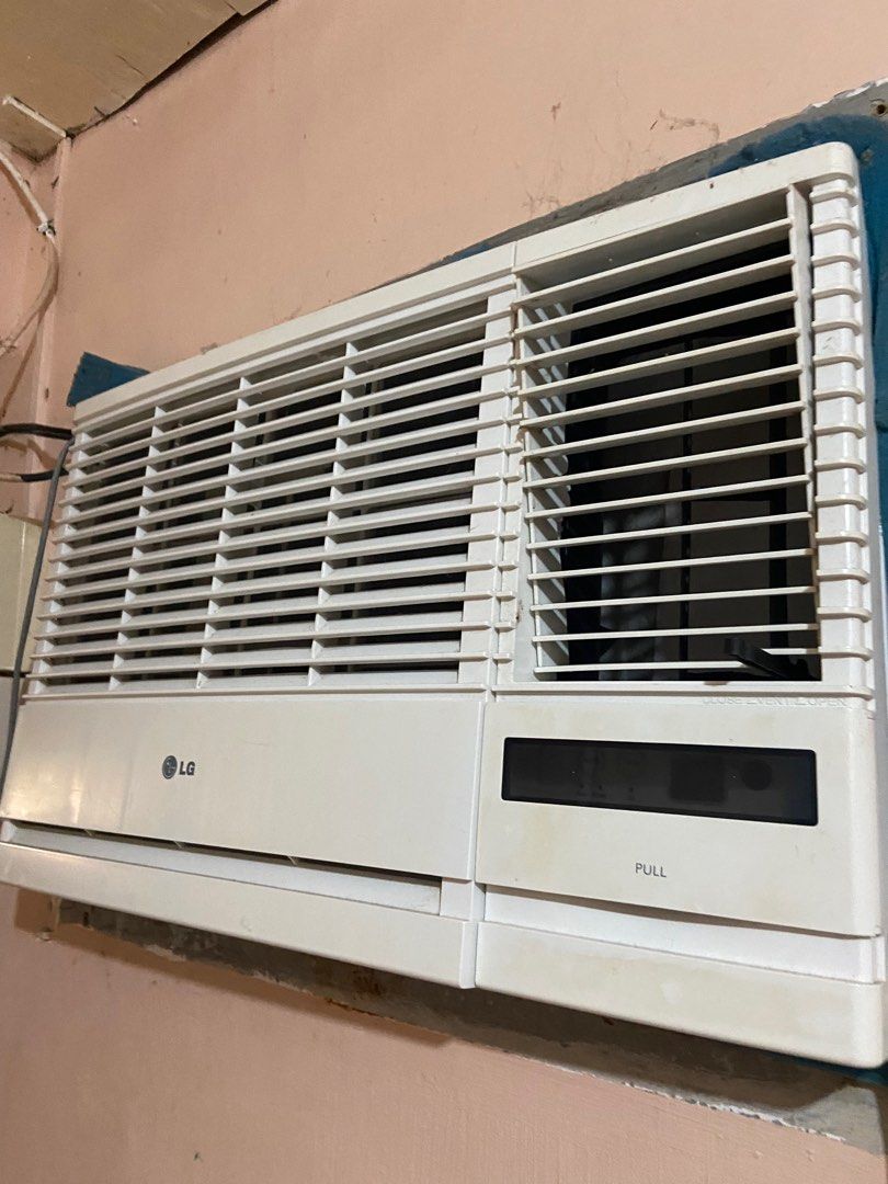 LG 1.5 HP Window Type Non-Inverter Aircon with Remote Control, TV ...
