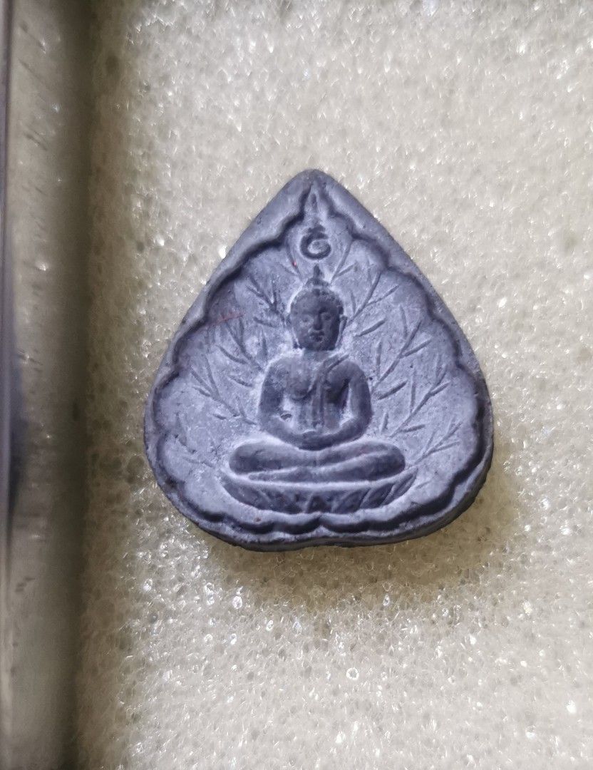 Lp toh birthday Buddha, Hobbies & Toys, Religious Items on Carousell