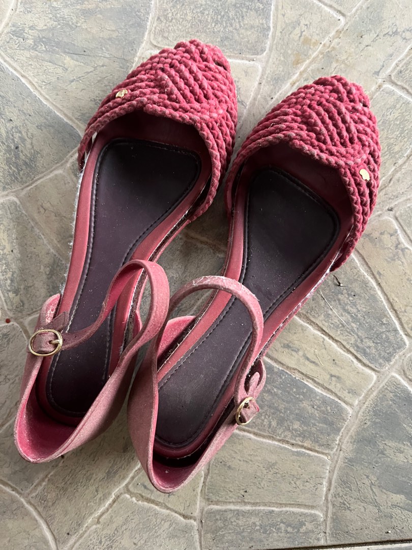 Melissa Red, Women's Fashion, Footwear, Flats & Sandals on Carousell