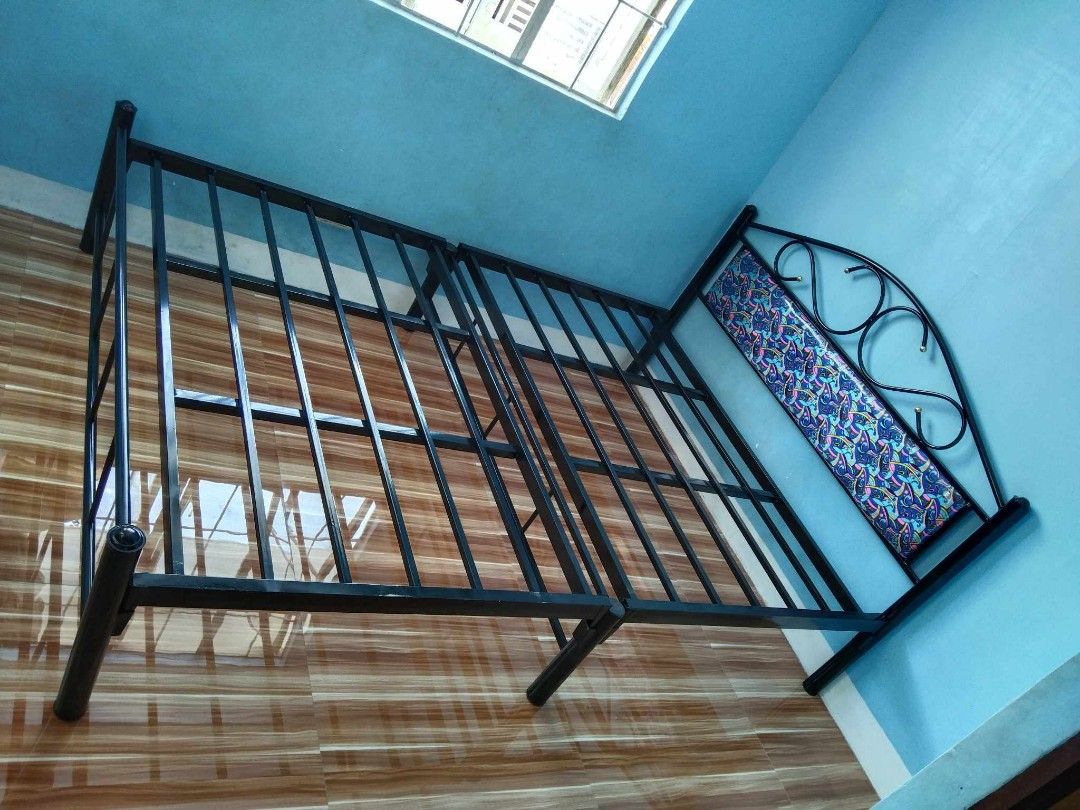 metal post bed frame, Furniture & Home Living, Furniture, Bed Frames ...