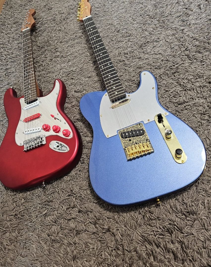 Custom Metal Red Stratocaster Electric Guitar with Shiny Pickguard ...