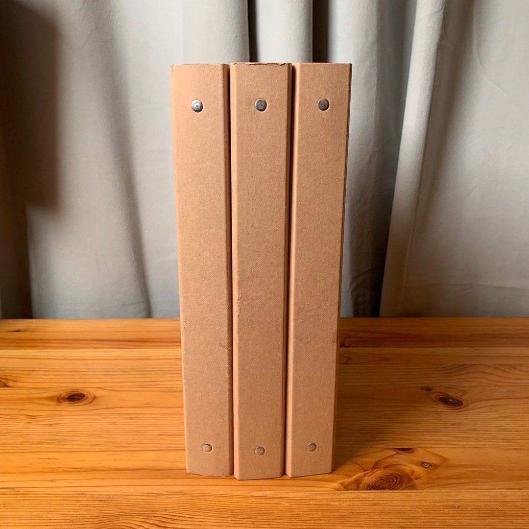 MUJI CRAFT BINDER A4 4 HOLES (CLEAR POCKET REFILL INCLUDED) on Carousell