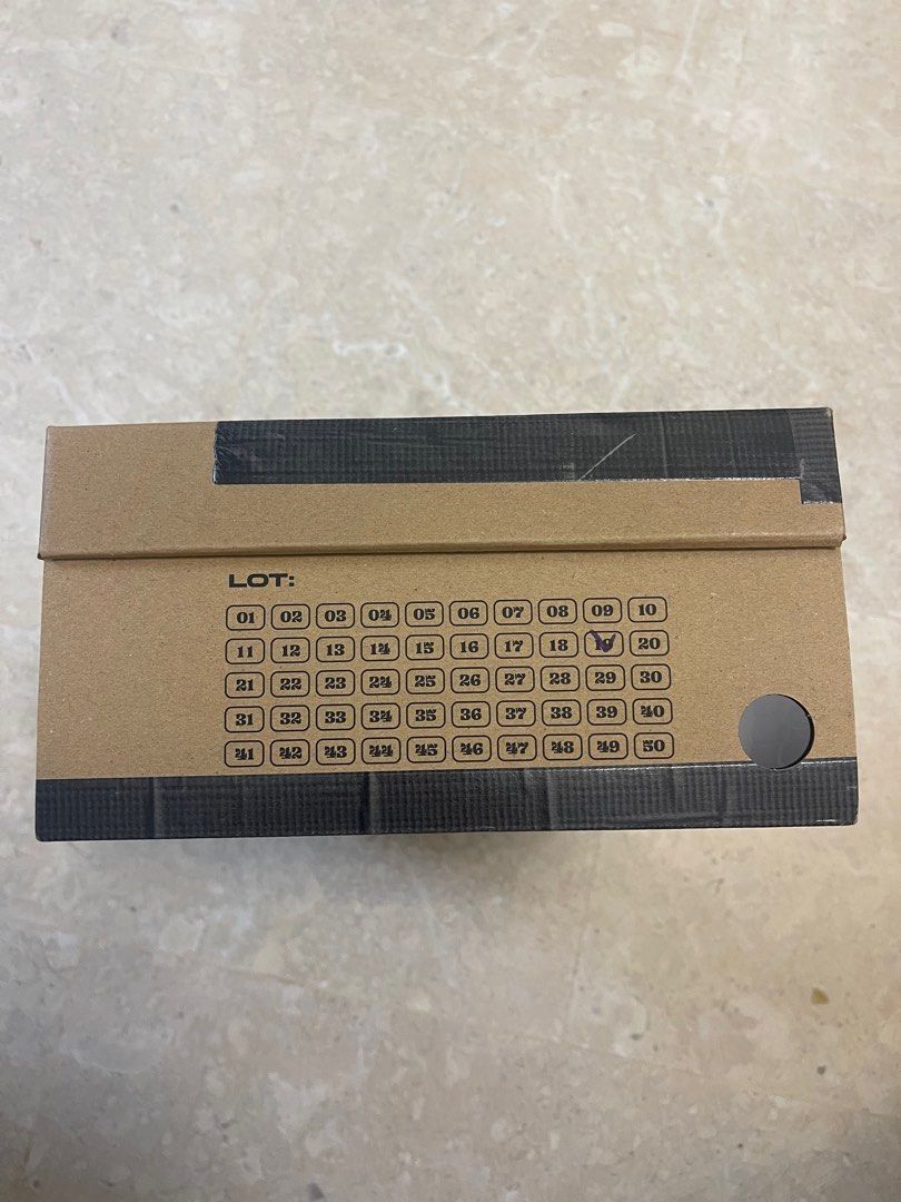 Nike Offwhite Dunks Lot 19, Men's Fashion, Footwear, Sneakers on Carousell