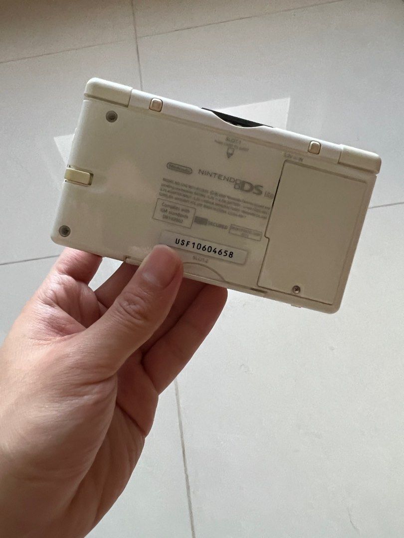 Nintendo DS + R4 Card (50 Games), Video Gaming, Video Game Consoles ...