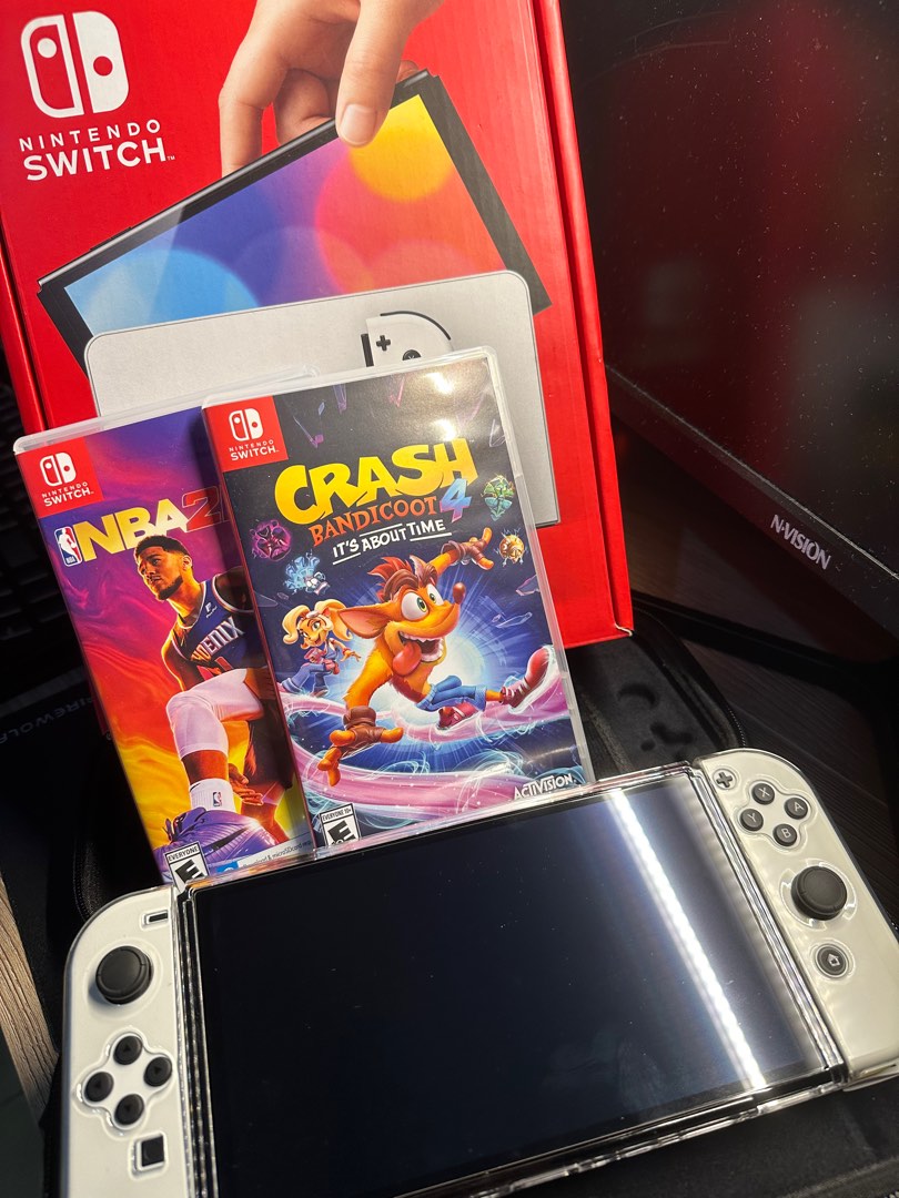 Nintendo Switch OLED model, Video Gaming, Video Game Consoles, Nintendo on Carousell