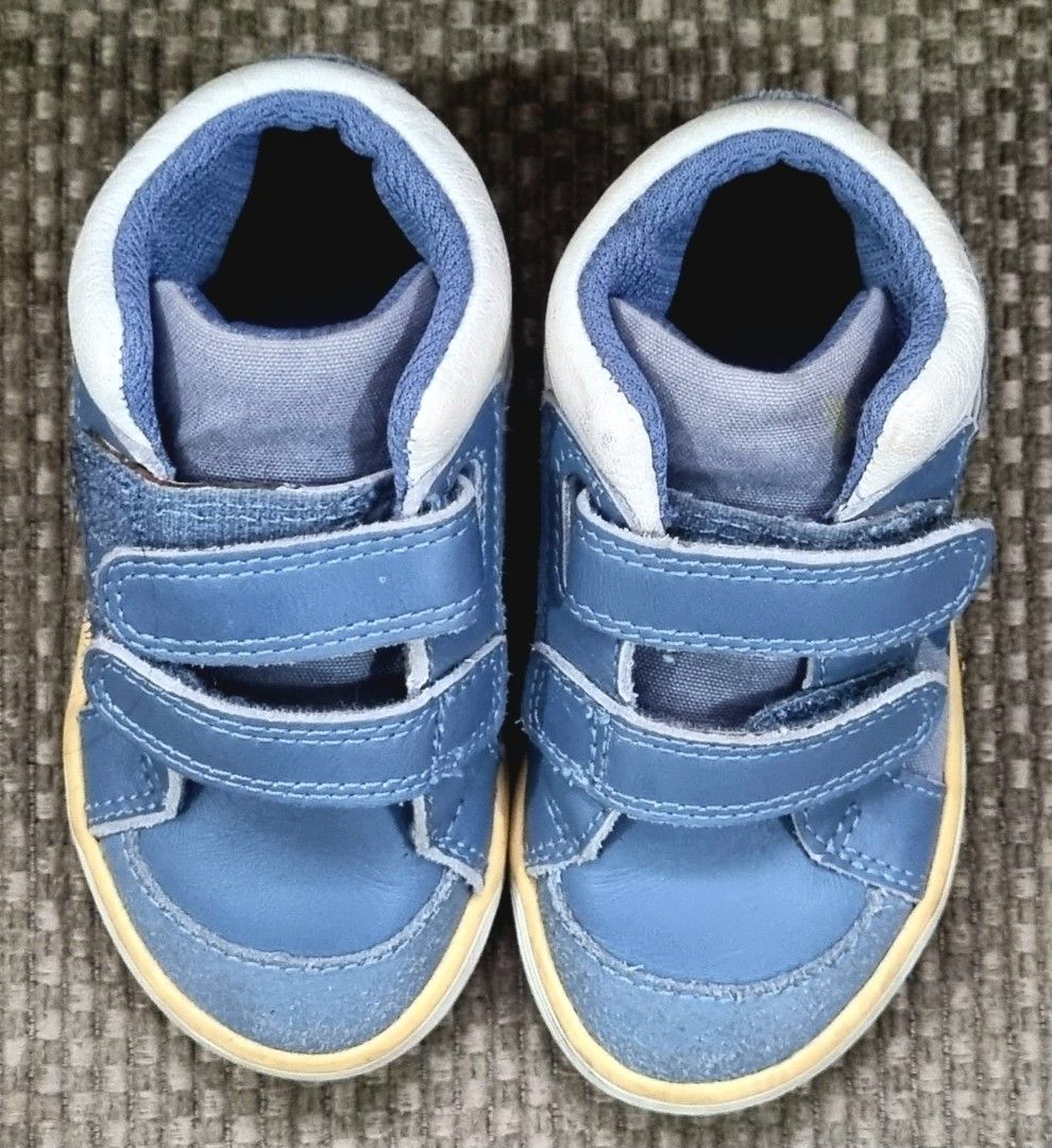 ORIGINAL CLARKS HIGH CUT SHOES FOR KIDS BOY/GIRL, Babies & Kids, Babies ...